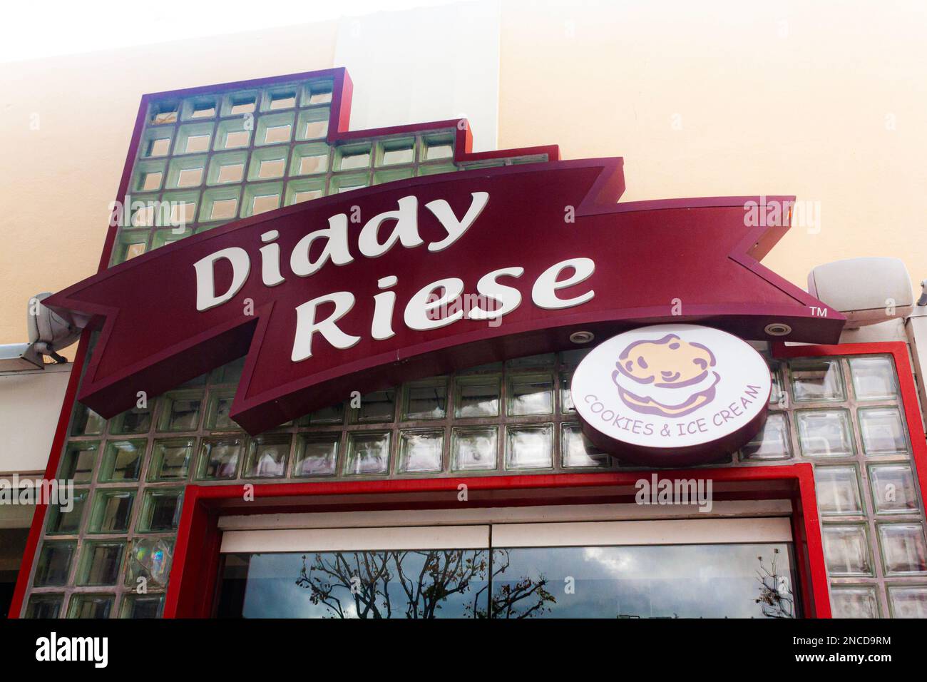 Diddy Riese cookies and ice cream shop in Westwood, Los Angeles ...