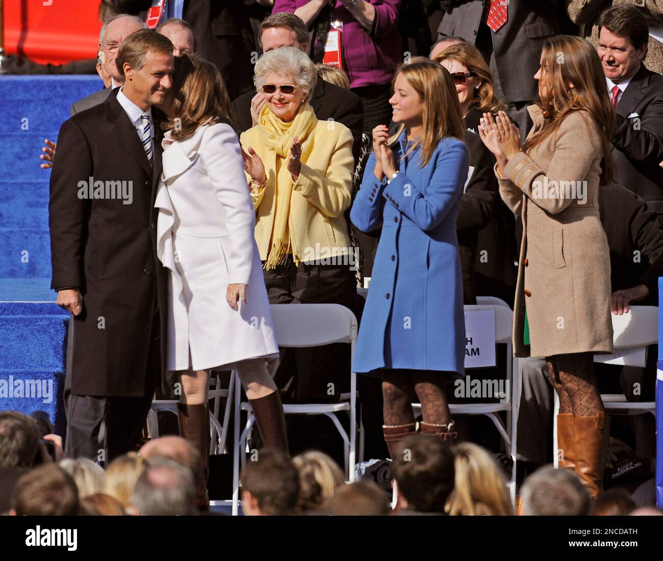 Gov. Bill Haslam gets a hug from his wife Crissy following his ...