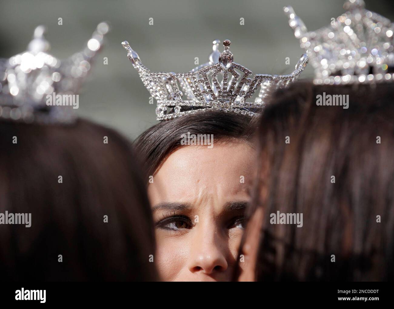 Miss America contestants wait for the start of the "Show Us Your Shoes ...