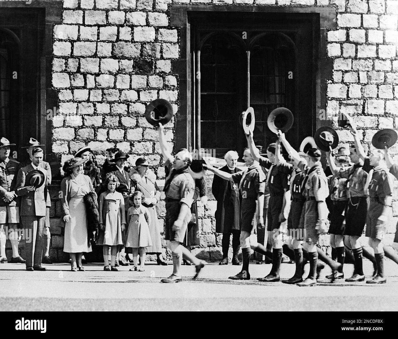A thousand members of the Boy Scout movement marched past King George ...