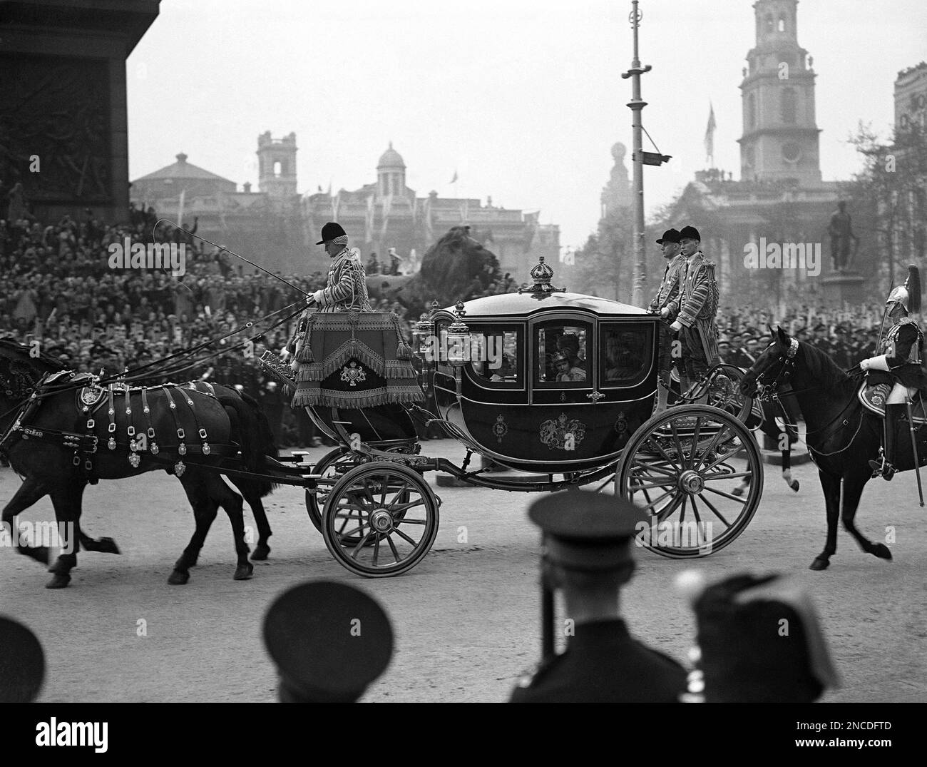 Britain's Princess Elizabeth and Princess Margaret Rose in their coach ...