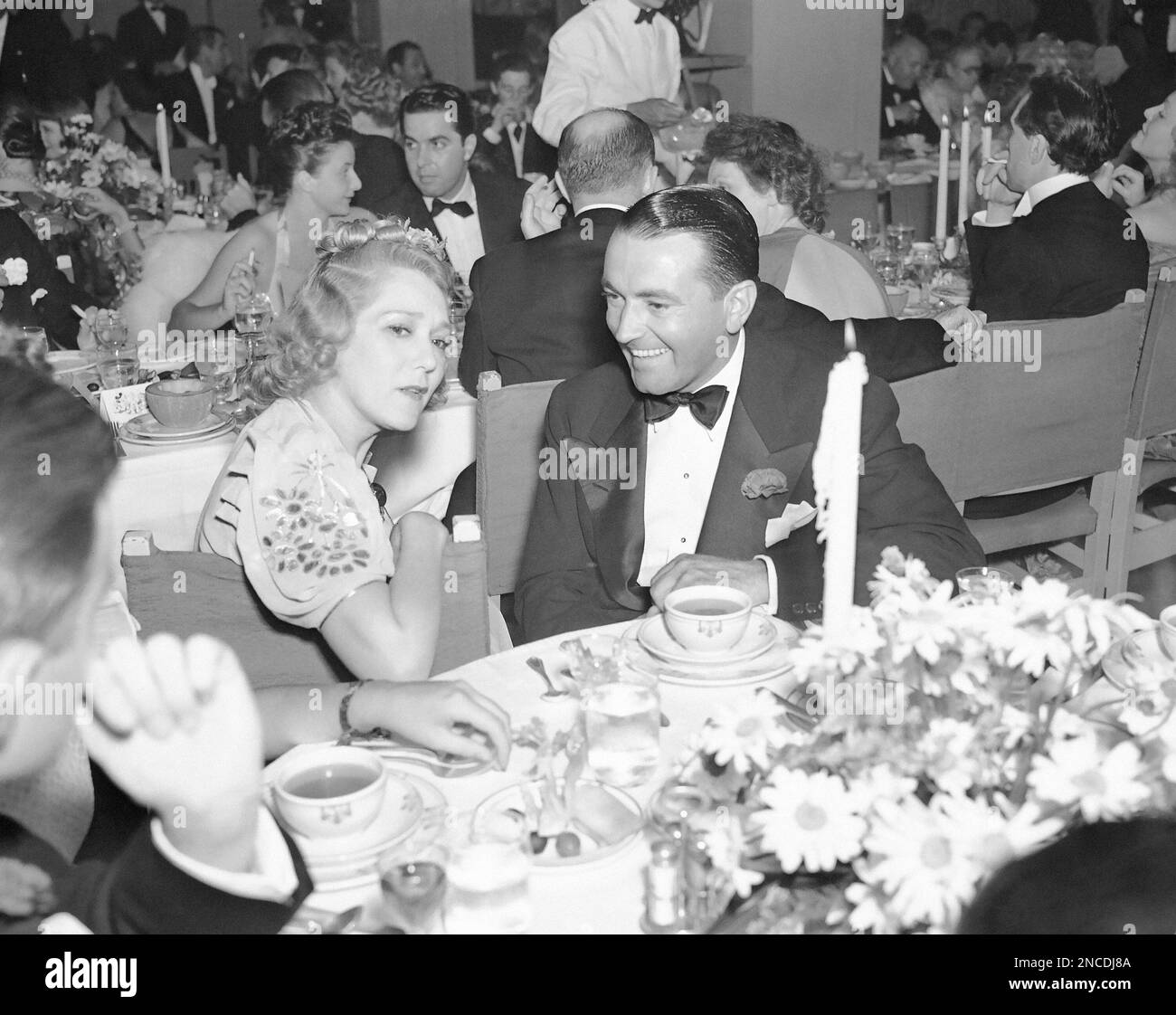 Mary Pickford and Richard Barthelmess, former screen stars of silent ...