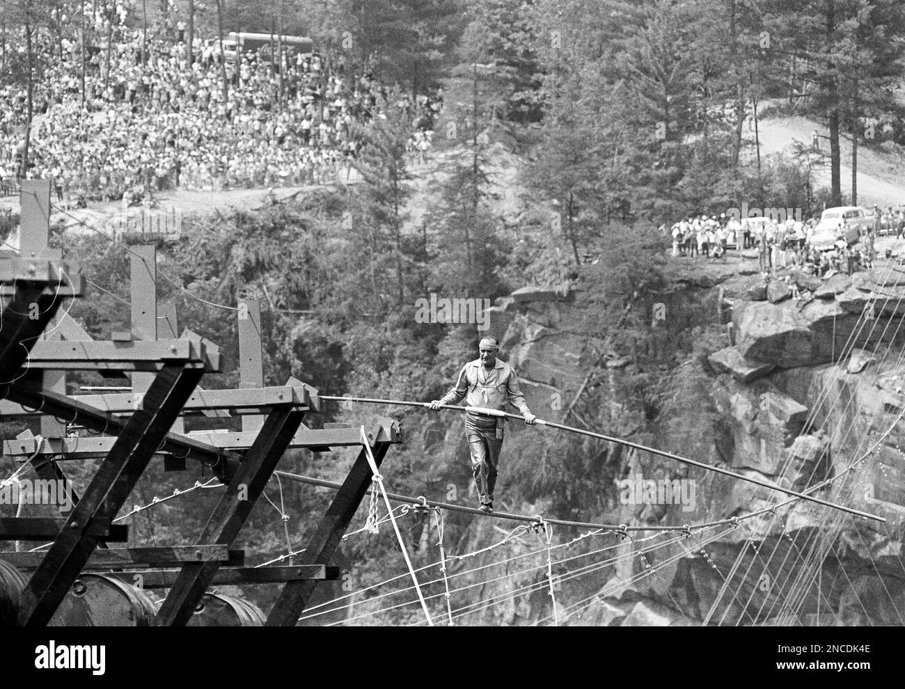 Karl Wallenda as he walks across the 1,000 foot cable at Tallulah Falls ...