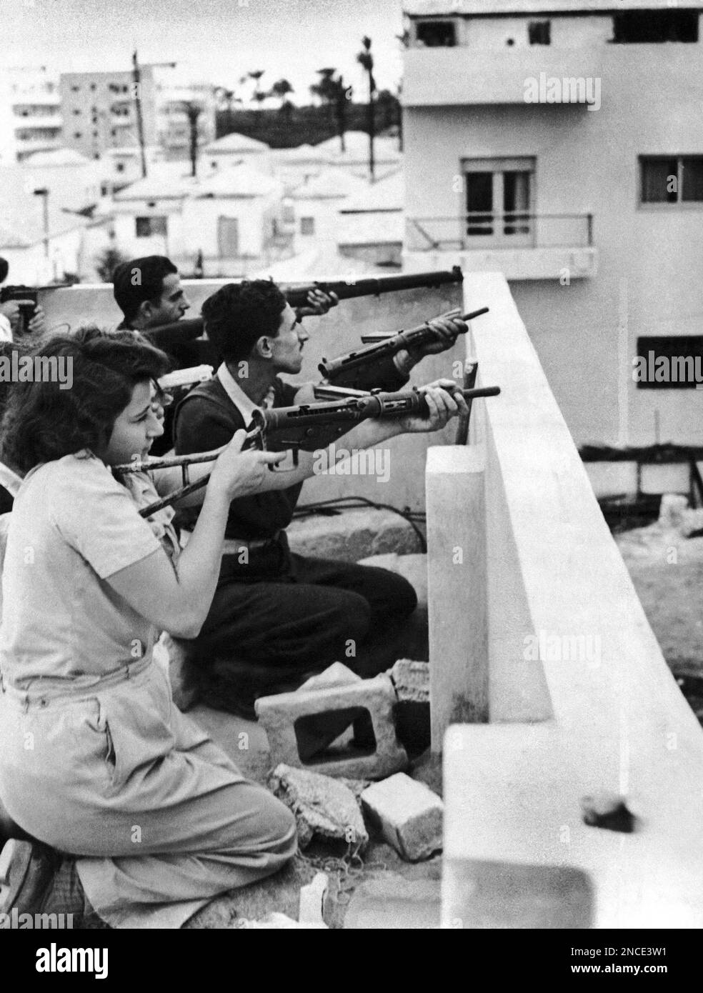 Members of the Jewish right-wing underground organization Irgun Zvai ...