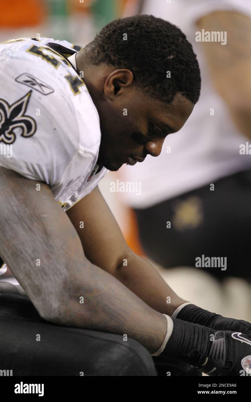 New Orleans Saints Julius Jones is seen dejected on the bench in the ...
