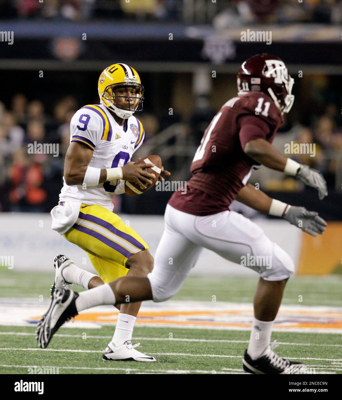 LSU quarterback Jordan Jefferson and Texas A&M linebacker Jonathan ...