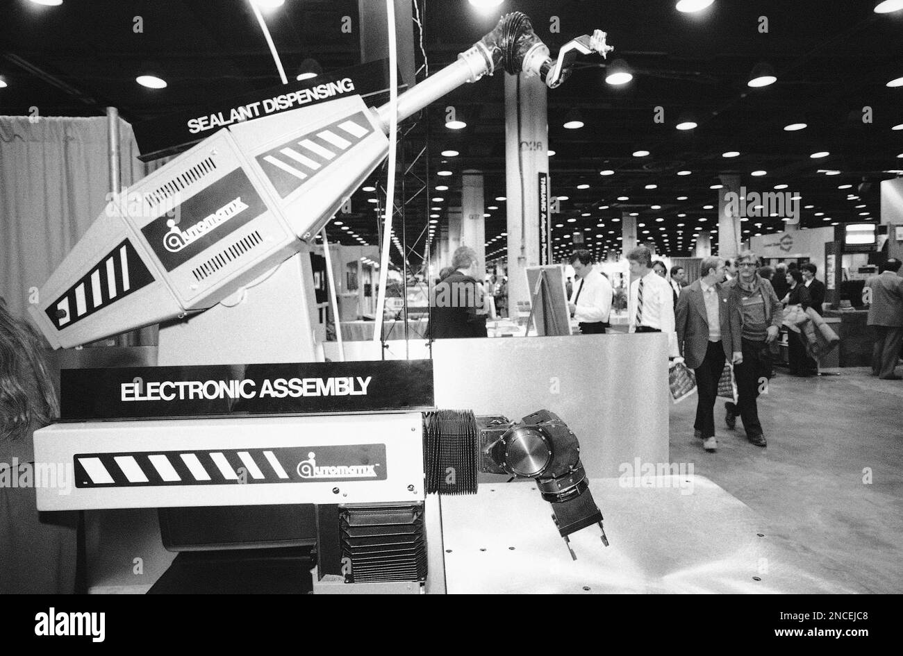 Automax electronic assembly robot, on display at Chicago’s McCormick ...