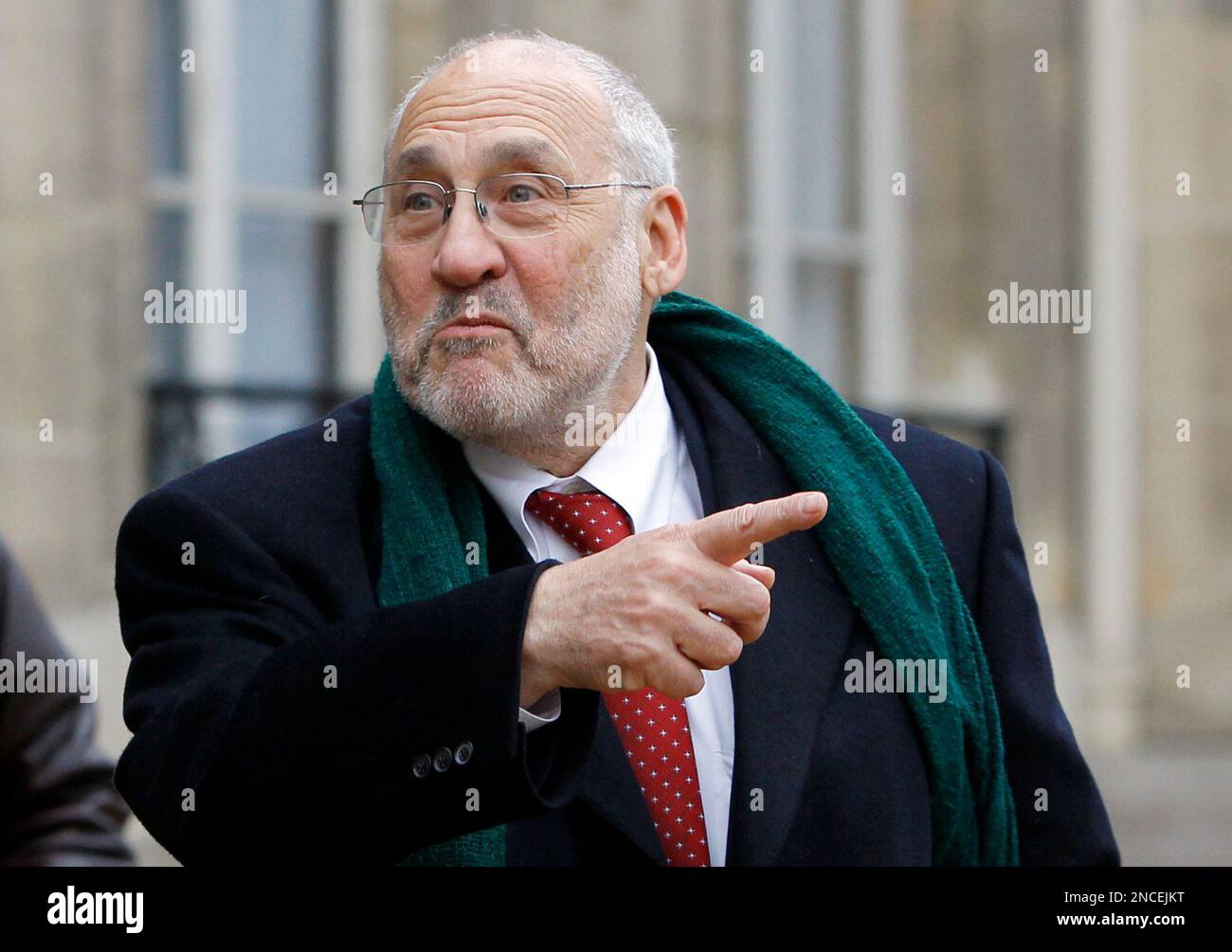 Joseph Stiglitz, U.S. Nobel Prize-winning economist walks out after a ...
