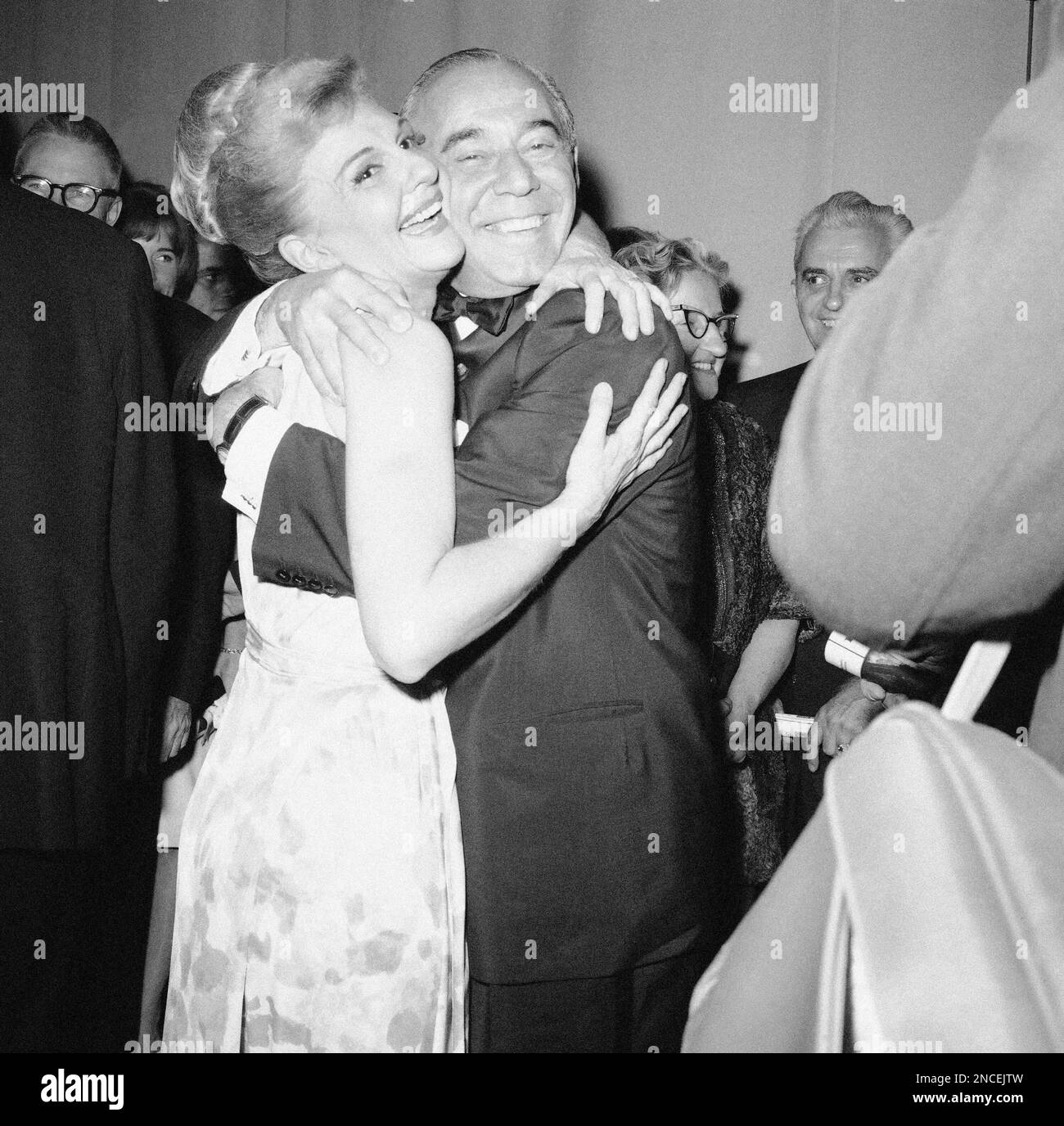 Mary Martin, shining light of the New Broadway musical “Jennie,” locks ...