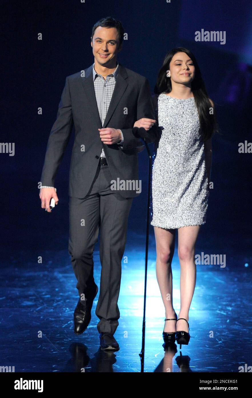 Jim Parsons, left, and Miranda Cosgrove are seen on stage at the People ...