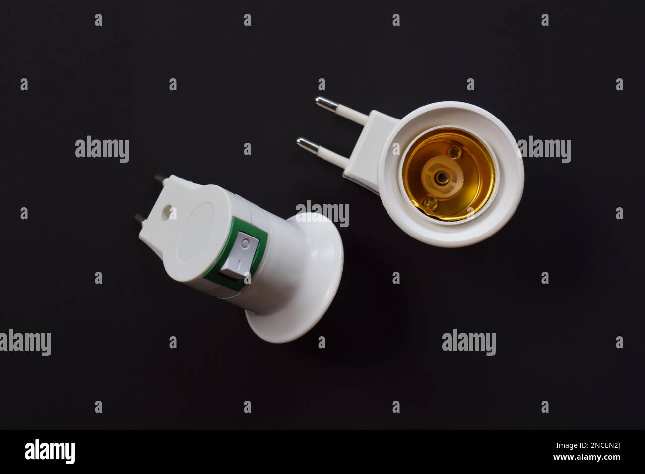 Light bulb socket hi-res stock photography and images - Alamy