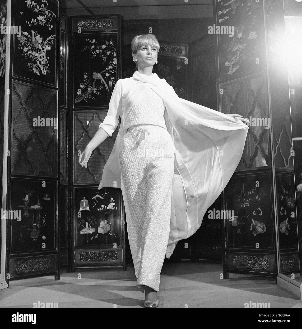 Silk costume for women of elegance her pants costume by French designer ...