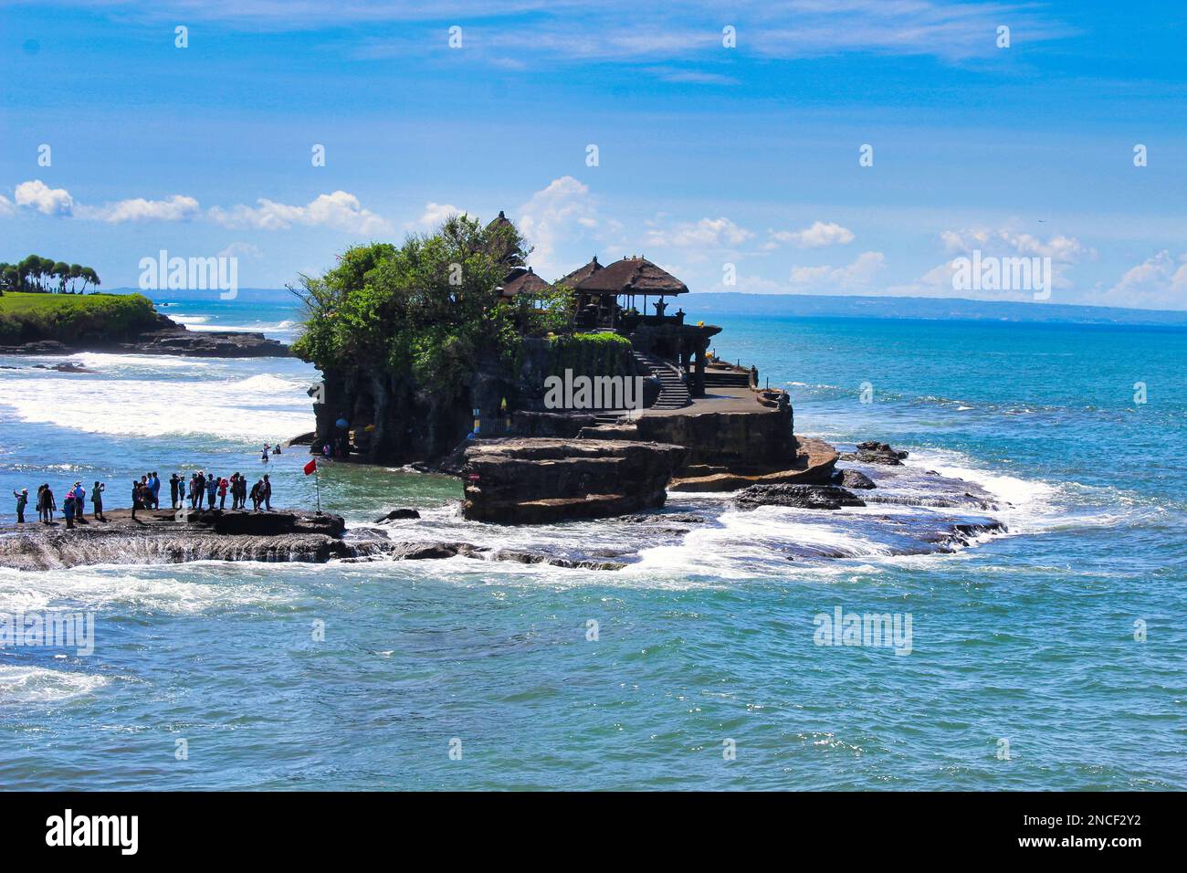 The seaside temple of Tanah Lot in Bali, Indonesia Stock Photo - Alamy