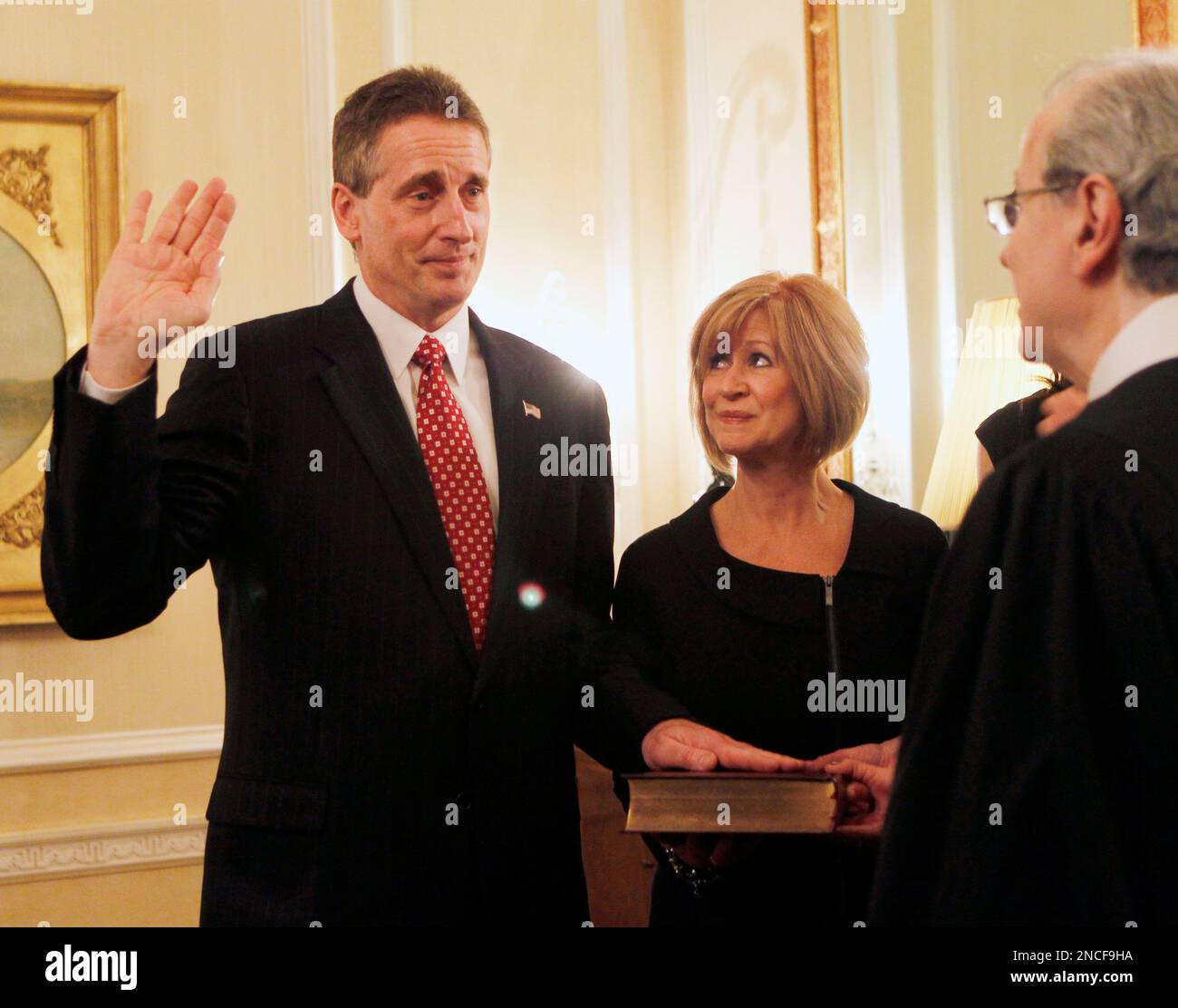 New York Lt. Gov. Robert Duffy, left, is sworn in by Chief Judge ...