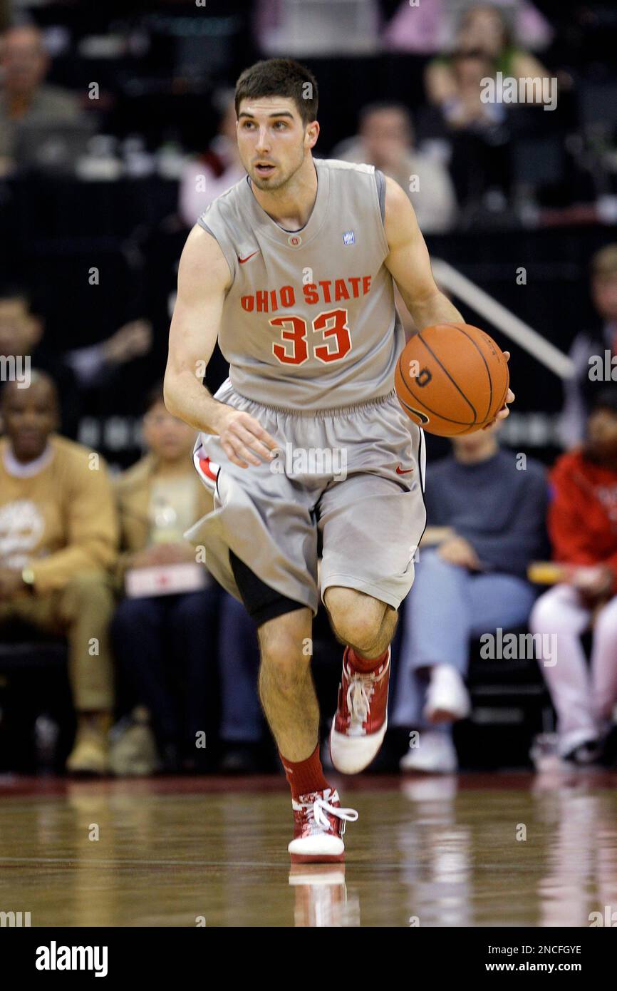 Ohio State's Jon Diebler plays against Oakland during an NCAA college ...