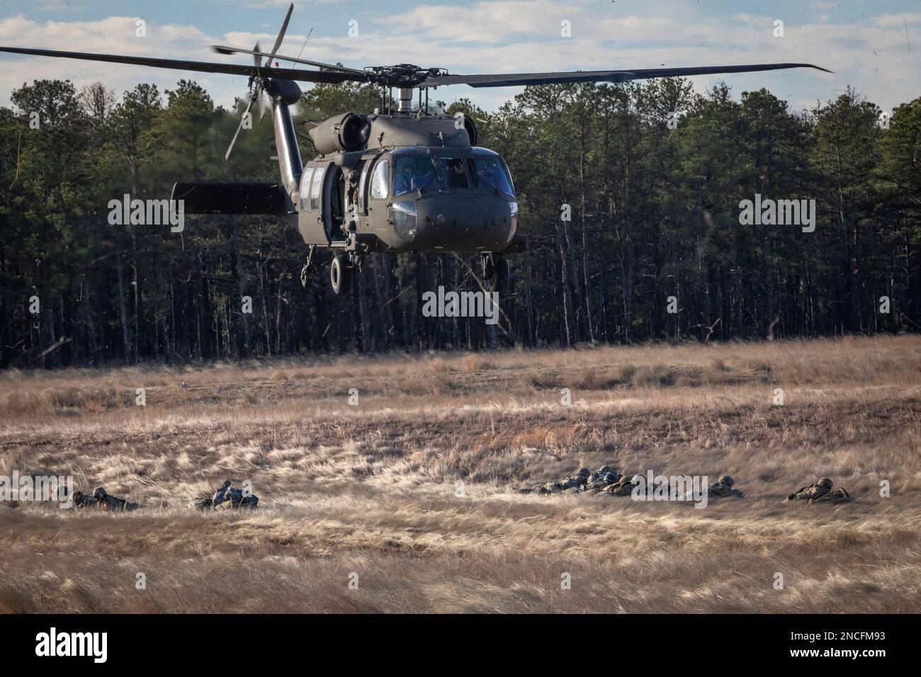A U.S. Army UH-60M Black Hawk helicopter with the 1st Battalion, 150th ...