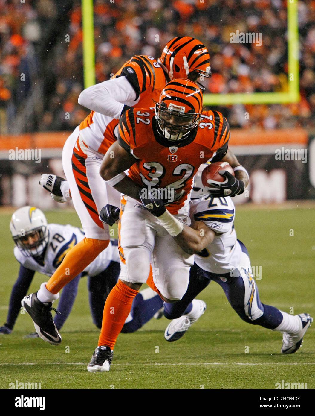 Cincinnati Bengals running back Cedric Benson (32) in action during the ...