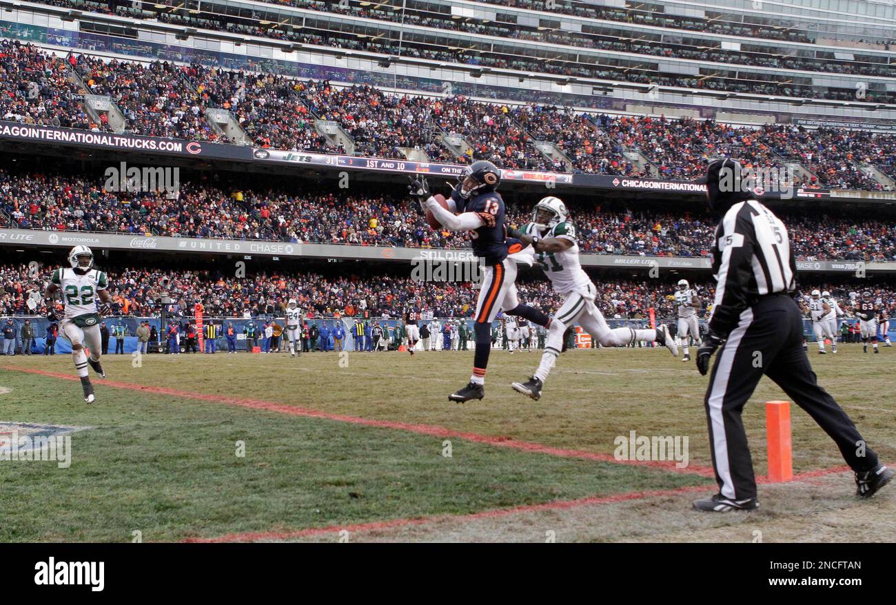 Chicago Bears wide receiver Johnny Knox (13) makes a touchdown ...