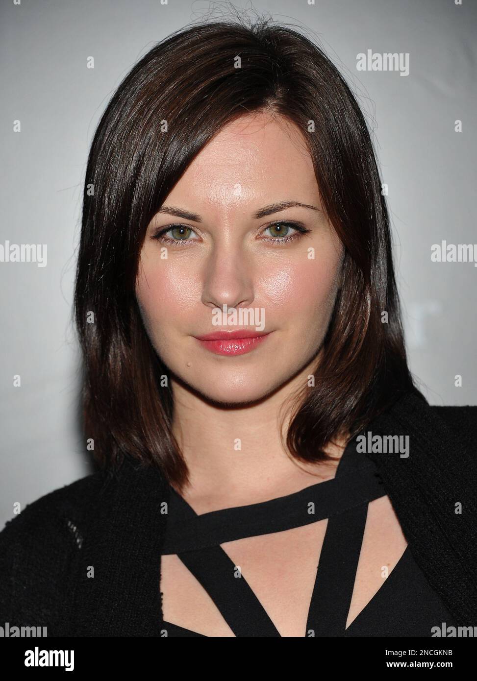Actress Jill Flint attends the premiere of 'Black Swan' at the Ziegfeld Theatre on Tuesday, Nov ...