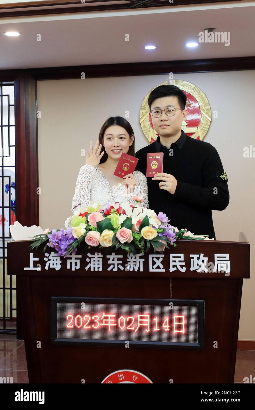 Couples get their marriage license on Valentine's Day at the ...