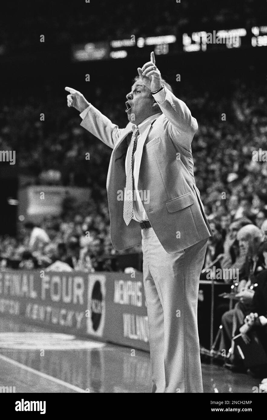 Villanova coach Rollie Massimino yells to the floor during the Wildcats ...