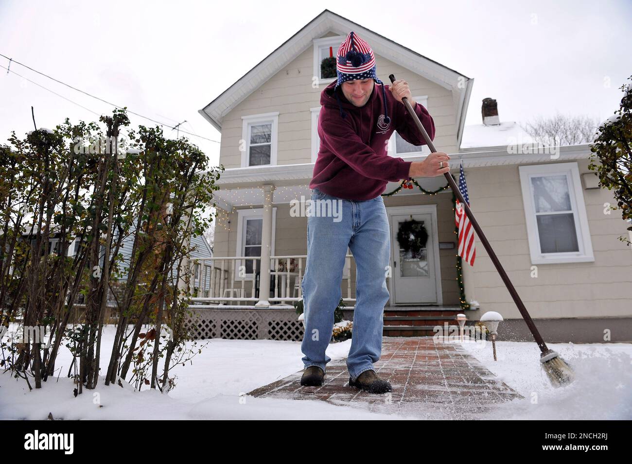 With his house on Crescent Beach Road all decorated for Christmas, Dean ...