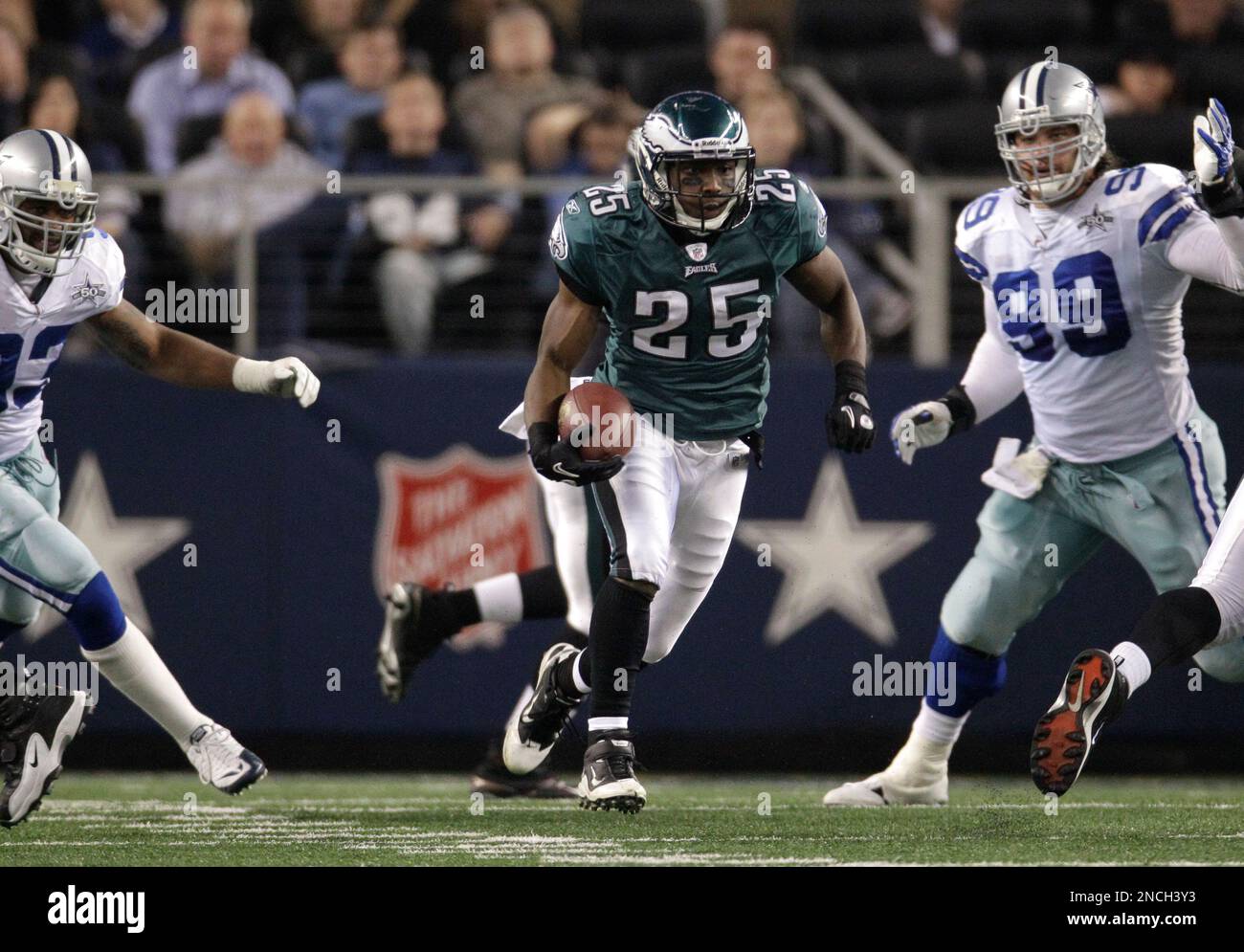 Philadelphia Eagles running back LeSean McCoy (25) during an NFL ...
