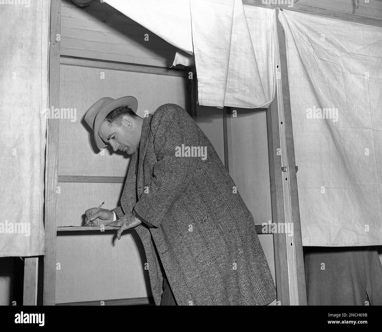 Wisconsin Republican candidate for U.S. Senator, Joe McCarthy, marks ...