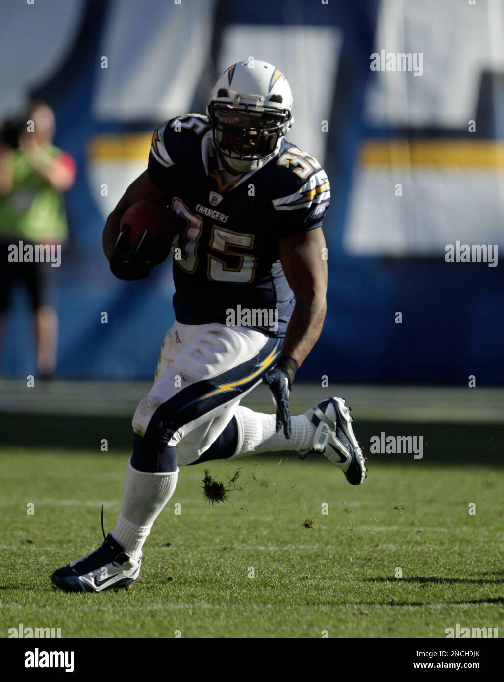 San Diego Chargers fullback Mike Tolbert during the first half of an ...