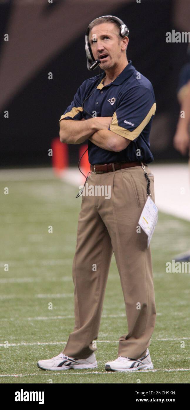 St. Louis Rams head coach Steve Spagnuolo in the first half of an NFL ...