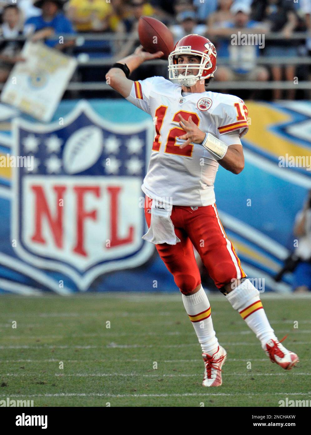 Kansas City Chiefs quarterback Brodie Croyle throws against the San ...