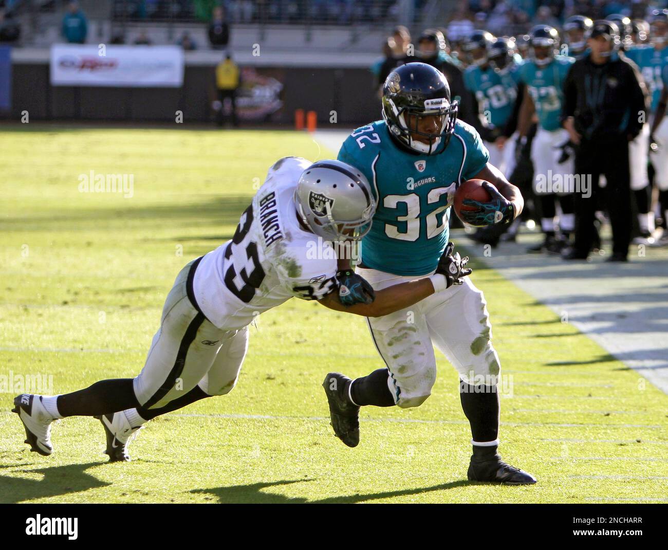 Jacksonville Jaguars running back Maurice Jones-Drew (32) is tackled by ...