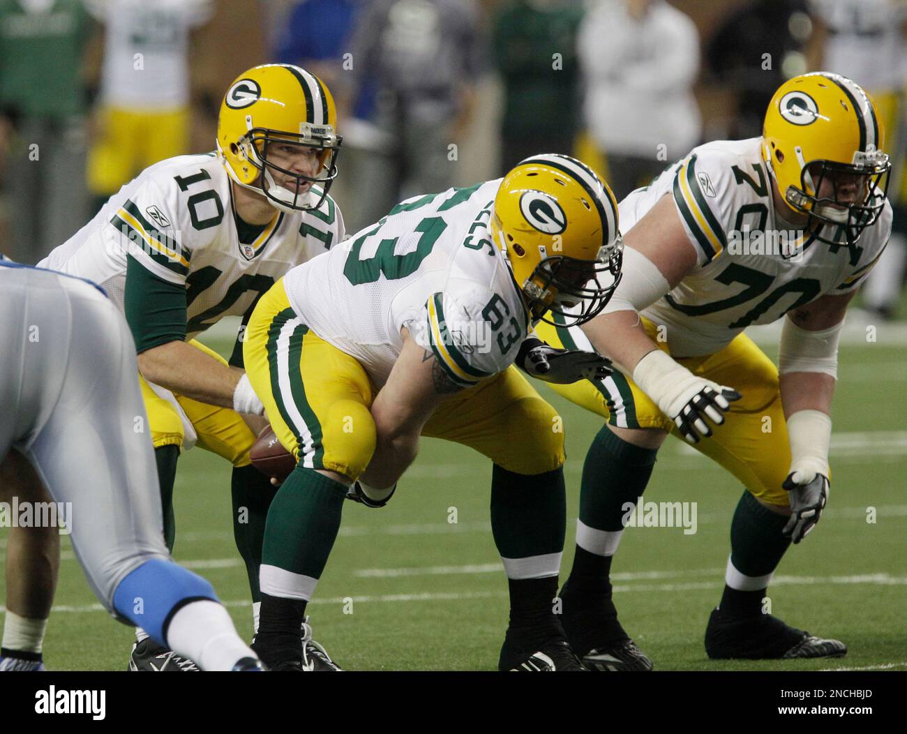 Green Bay Packers quarterback Matt Flynn (10) prepares to take the snap ...