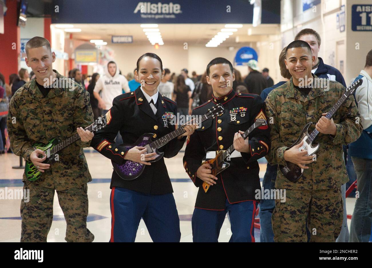 Chicago Marines PFC Dustin Landa, SSgt Ruby Magana, Sgt Paul Ruiz and ...