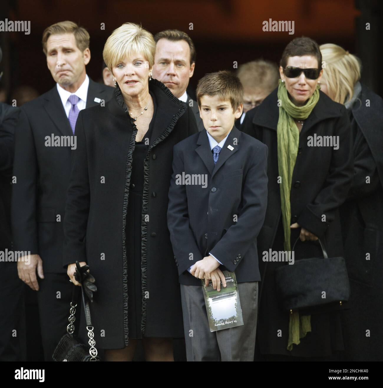 Vicki Santo, second from left, wife of Chicago Cub's great Ron Santo ...