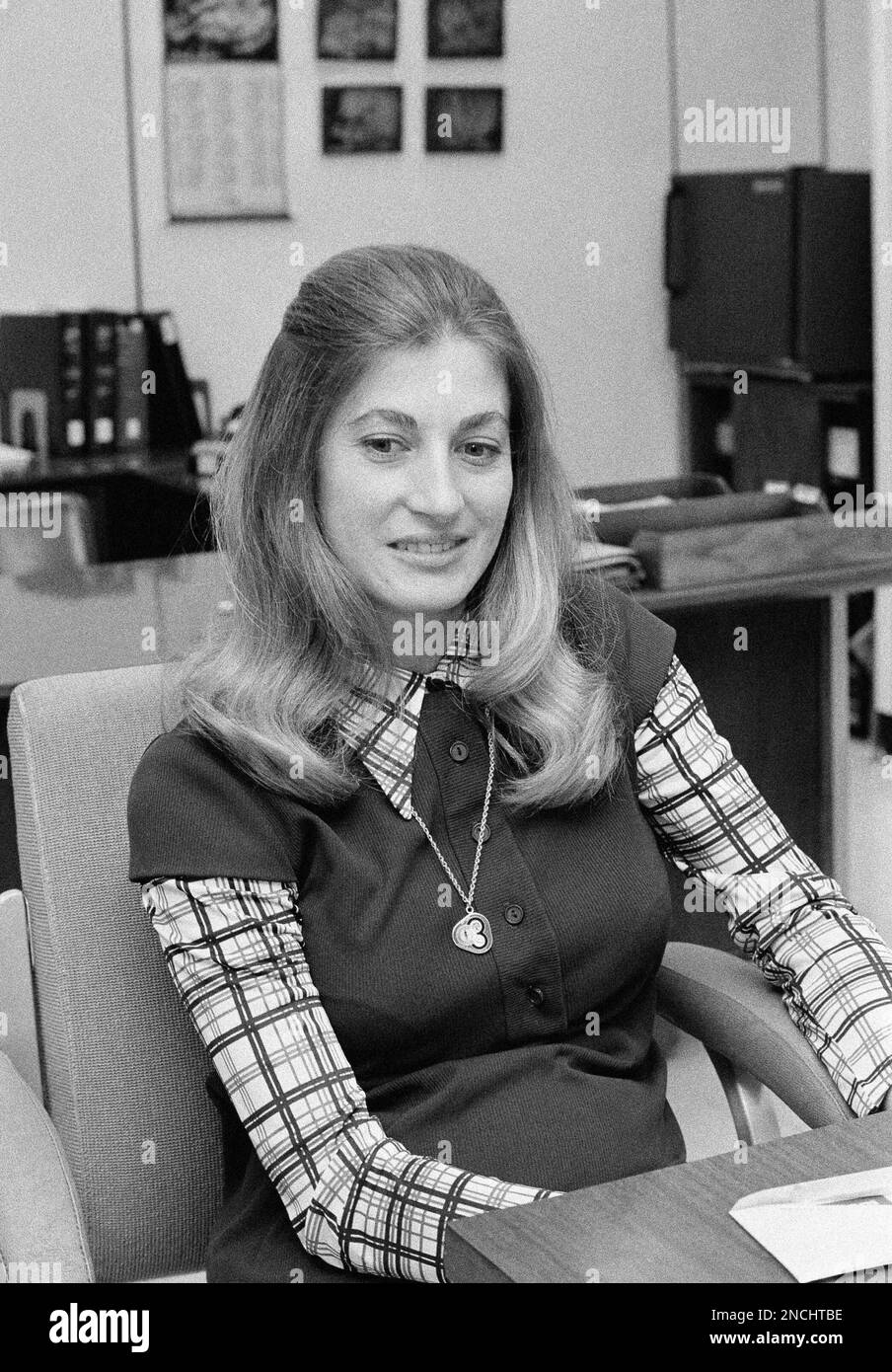 Mrs. Julia Ann Gibson wife of Astronaut Edward G. Gibson in Houston ...