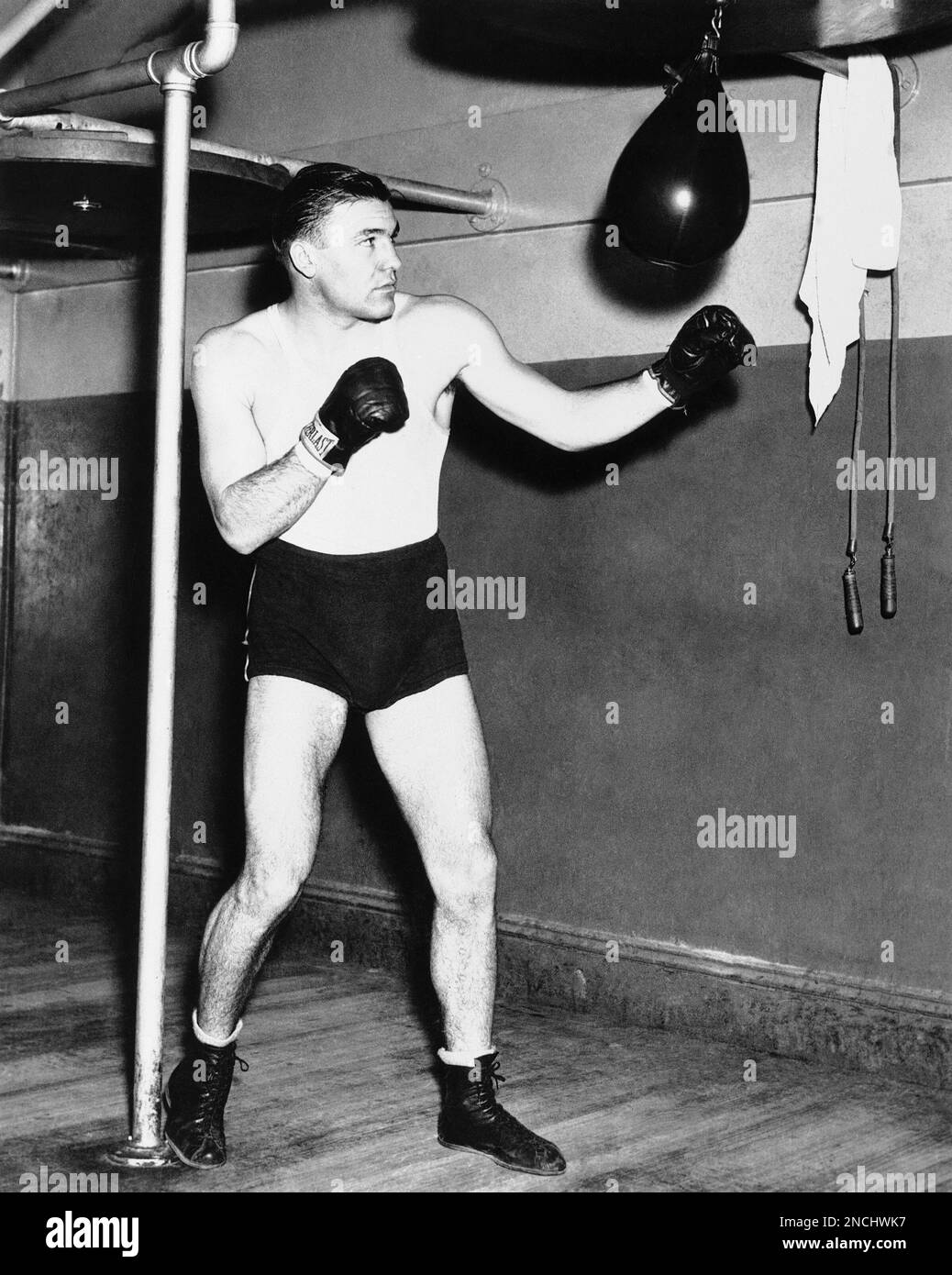 American heavyweight boxer Nathan Mann exercising at a gym in New York ...
