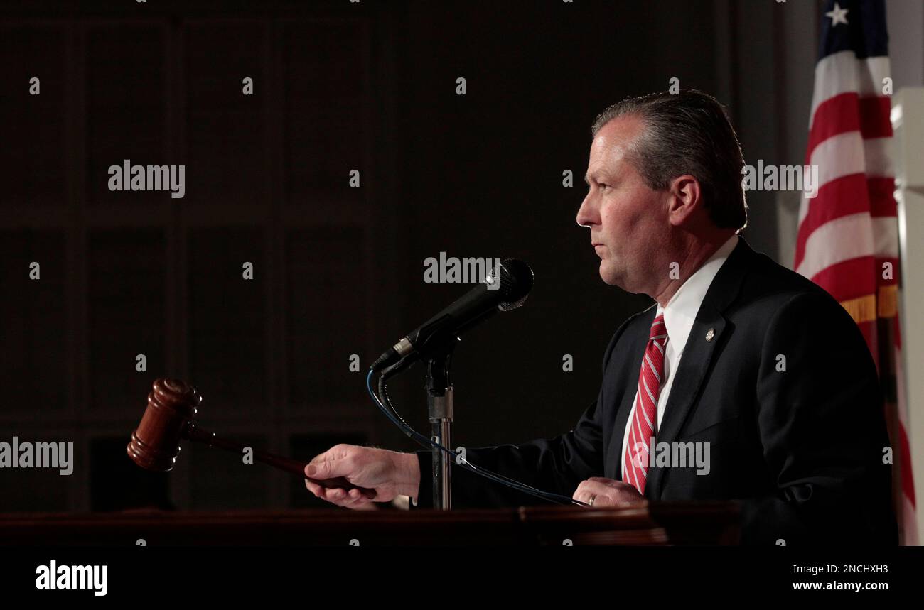 Newly-elected Speaker of the House Mike Hubbard, R-Auburn gavels into ...