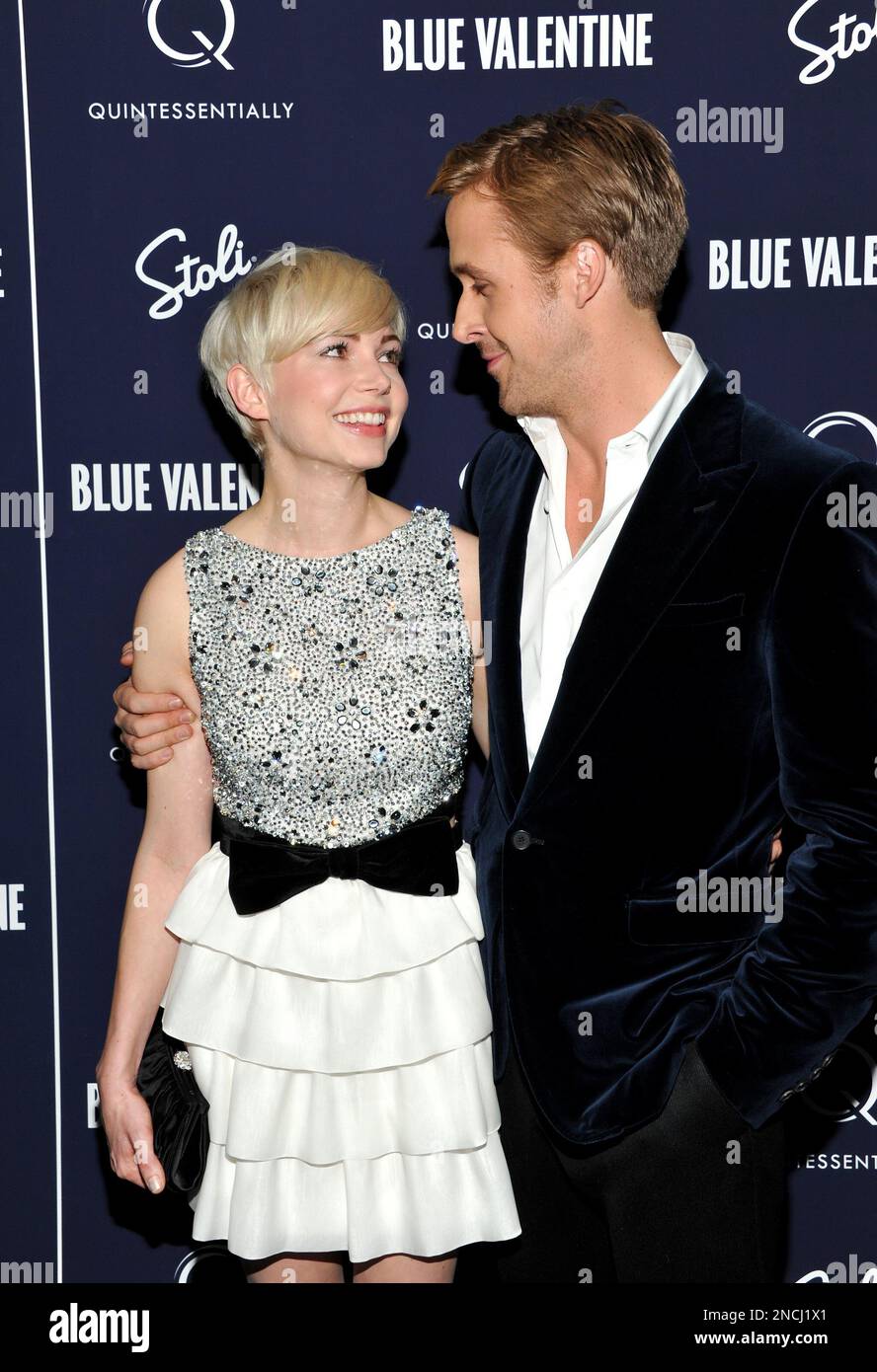Actors Michelle Williams and Ryan Gosling attend the premiere of "Blue ...