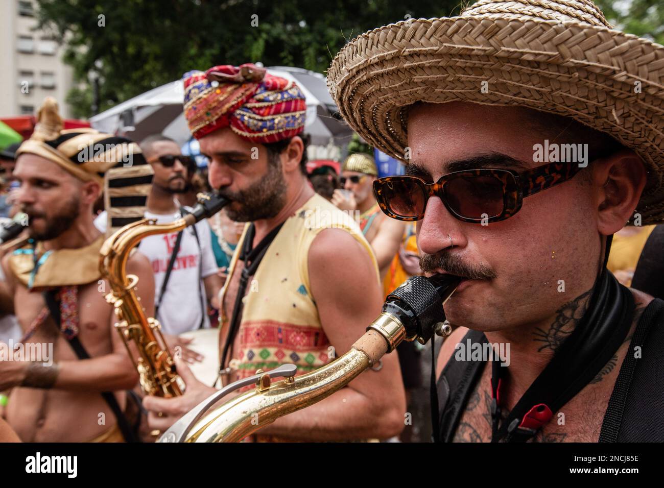 Instruments de maracatu hi-res stock photography and images - Alamy