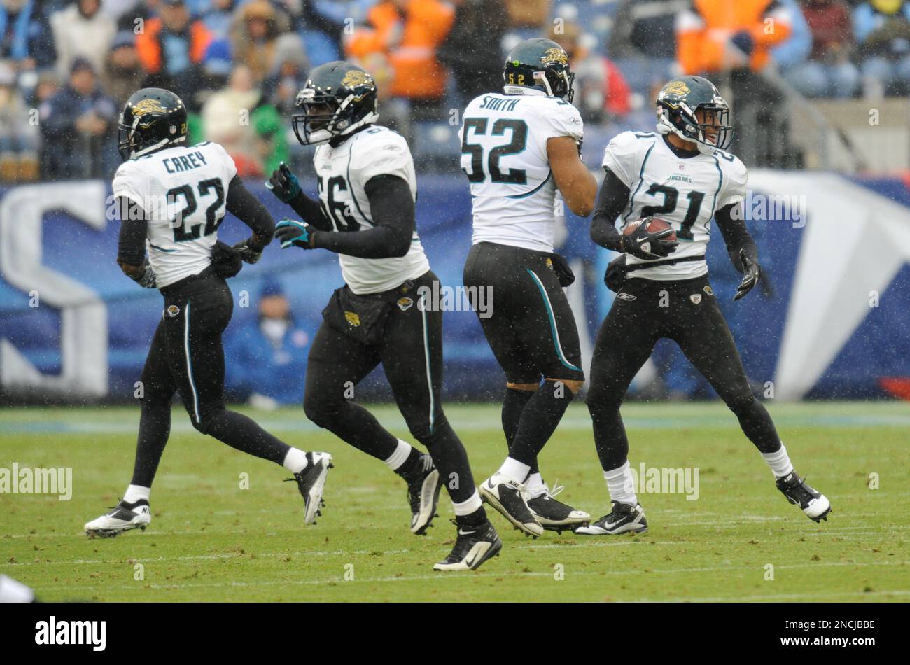 Jacksonville Jaguars cornerback Derek Cox (21) celebrates with ...