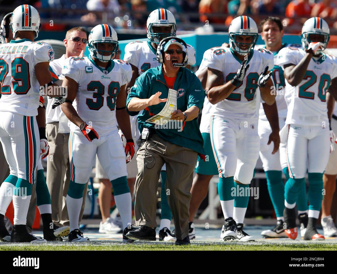 Miami Dolphins head coach Tony Sparano reacts during the first quarter ...