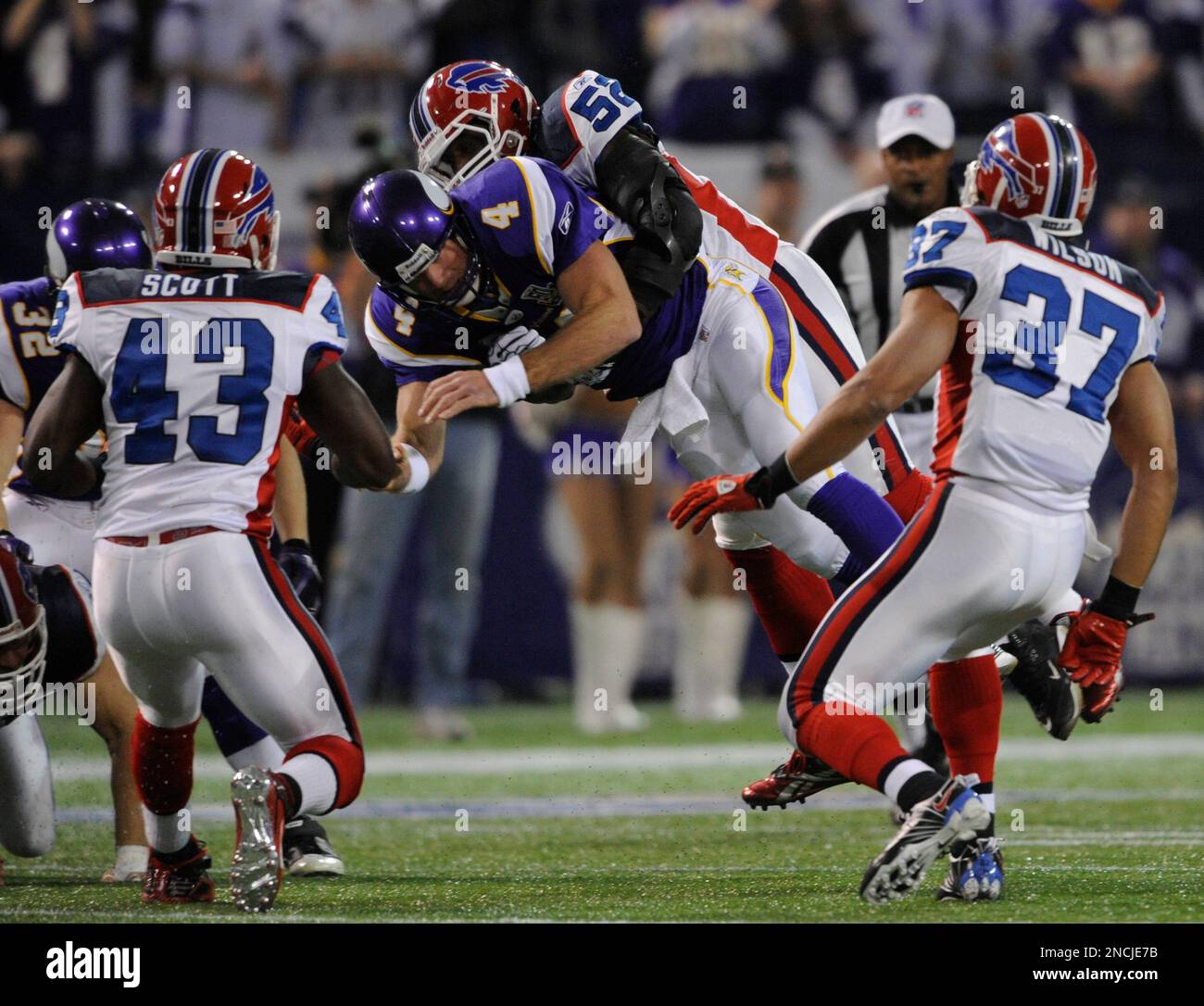 Buffalo Bills linebacker Arthur Moats (52) hits Minnesota Vikings ...