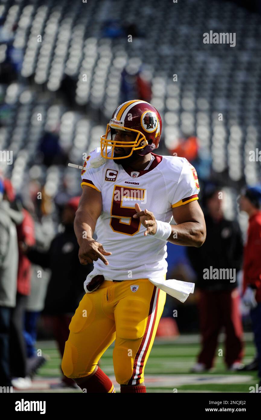 Washington Redskins quarterback Donovan McNabb (5) warms up before an ...