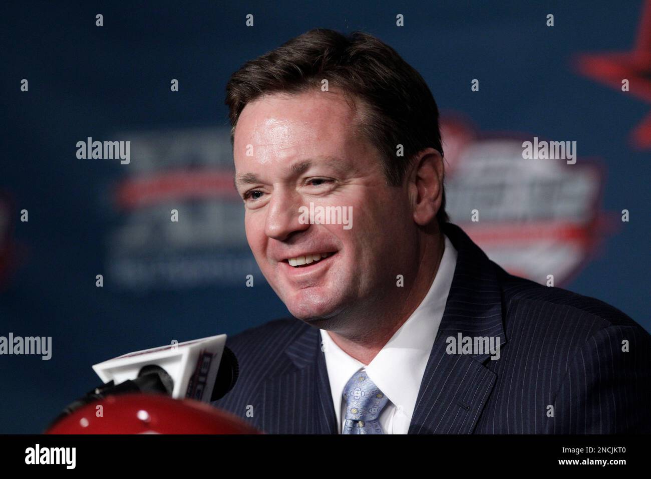 Oklahoma coach Bob Stoops during a news conference for the NCAA Big 12 ...