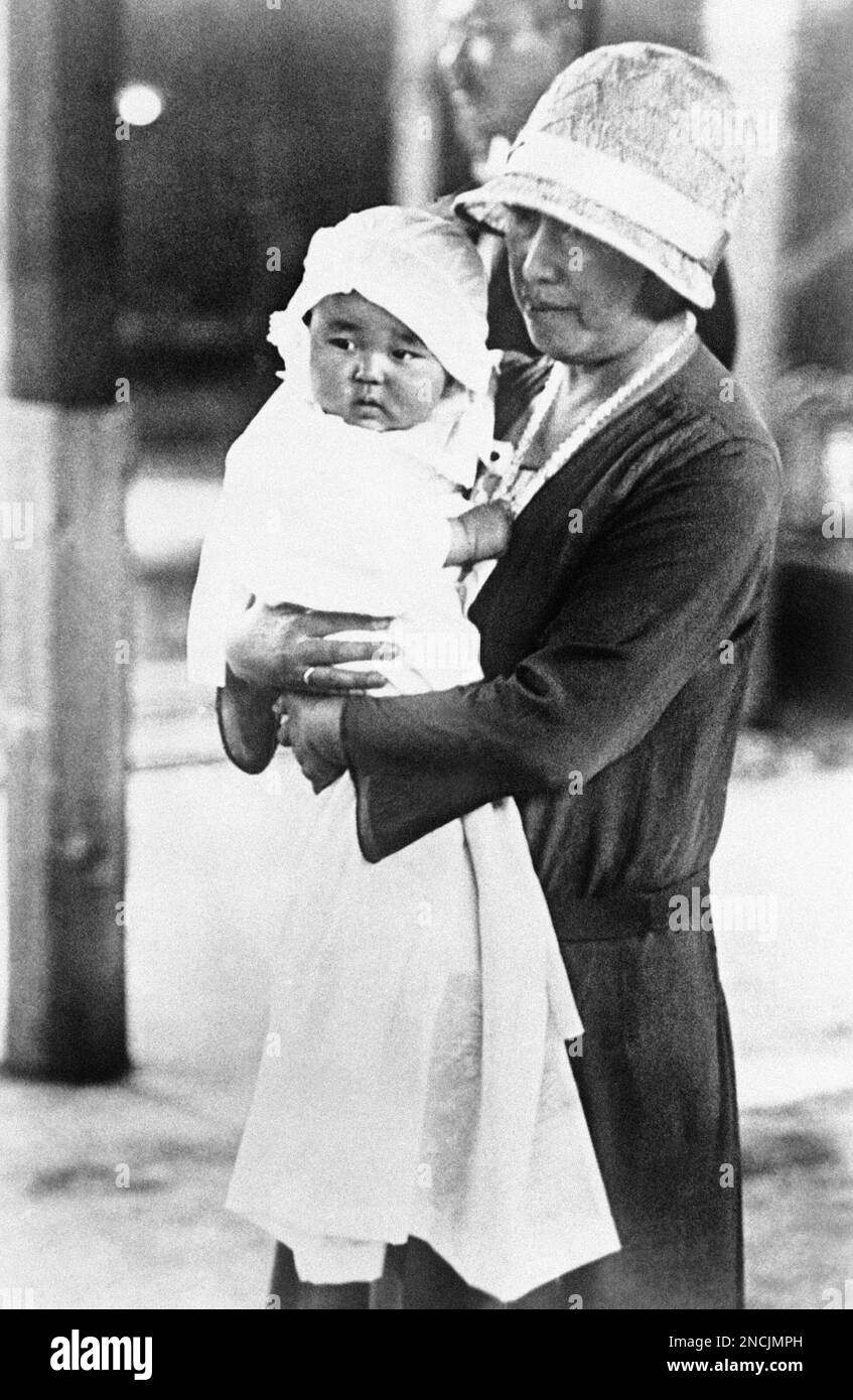 A new portrait of the tiny daughter of the Emperor and Empress of Japan ...