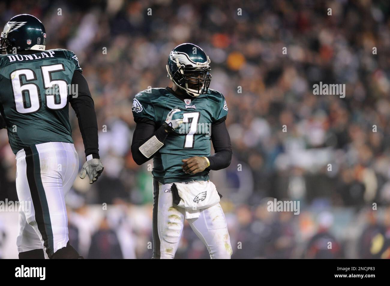 Philadelphia Eagles Michael Vick in the second half of an NFL football ...