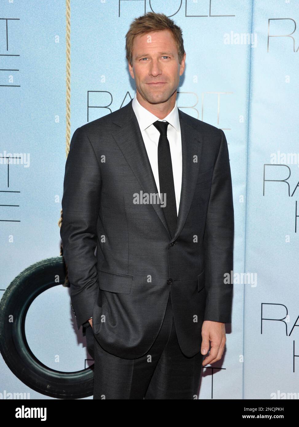 Actor Aaron Eckhart attends the premiere of 'Rabbit Hole' at the Paris ...