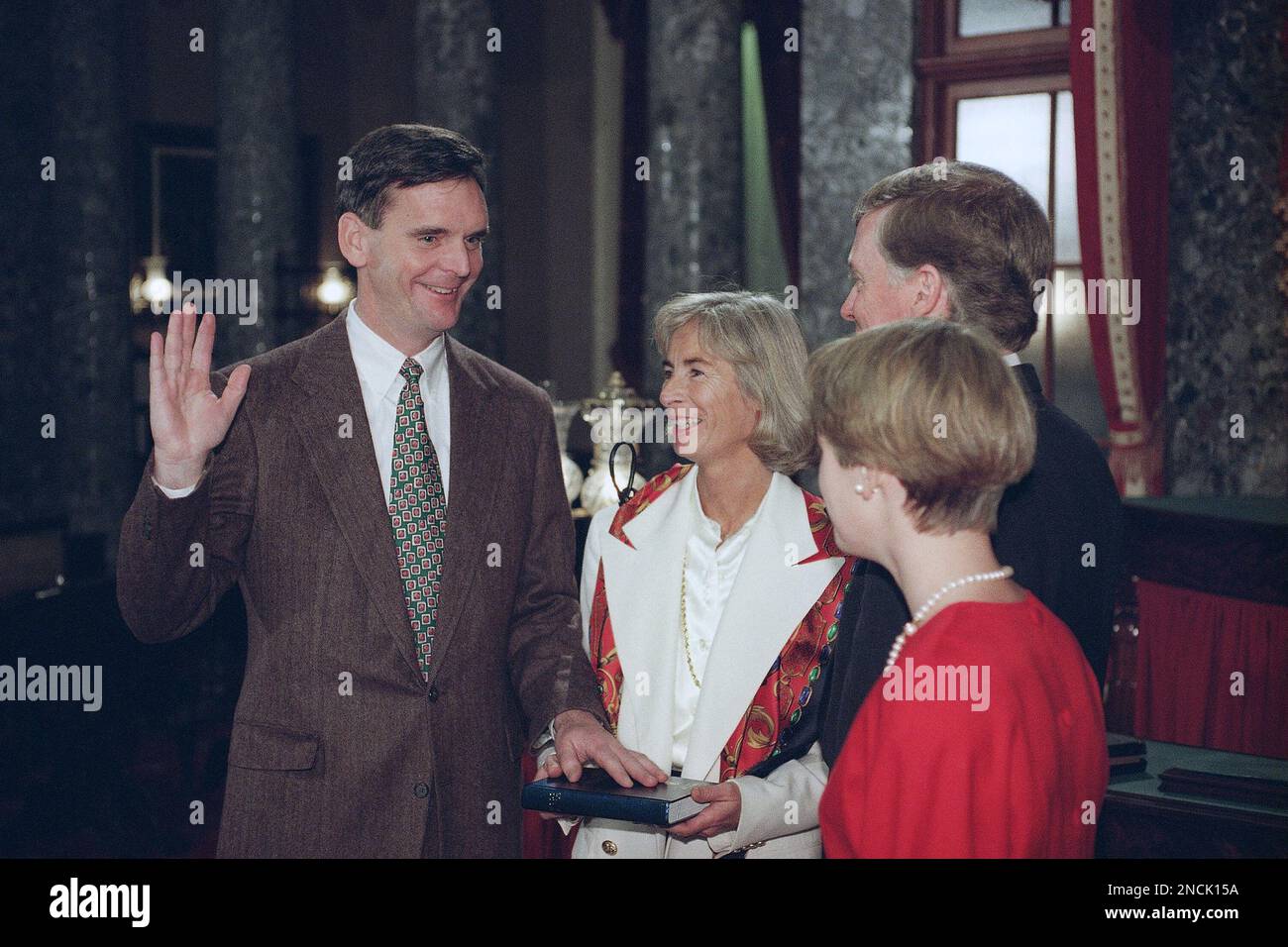 Sen. Judd Gregg, R.N.H., reenacts taking the Senate oath from U.S. Vice ...