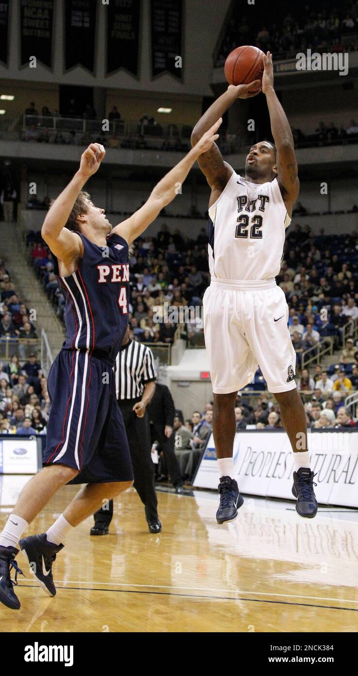Pittsburgh's Brad Wanamaker (22) plays in the NCAA college basketball ...